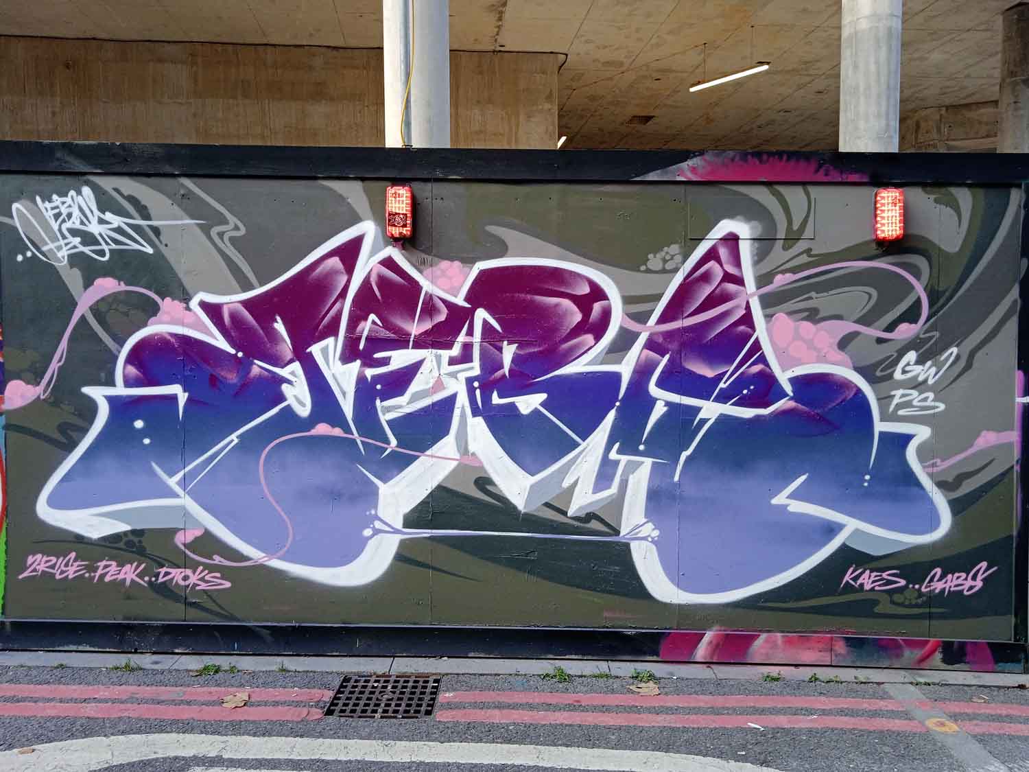 007 Your Favourite Artists’ Favourite Artists: JEBA – Sprayism – Gold ...