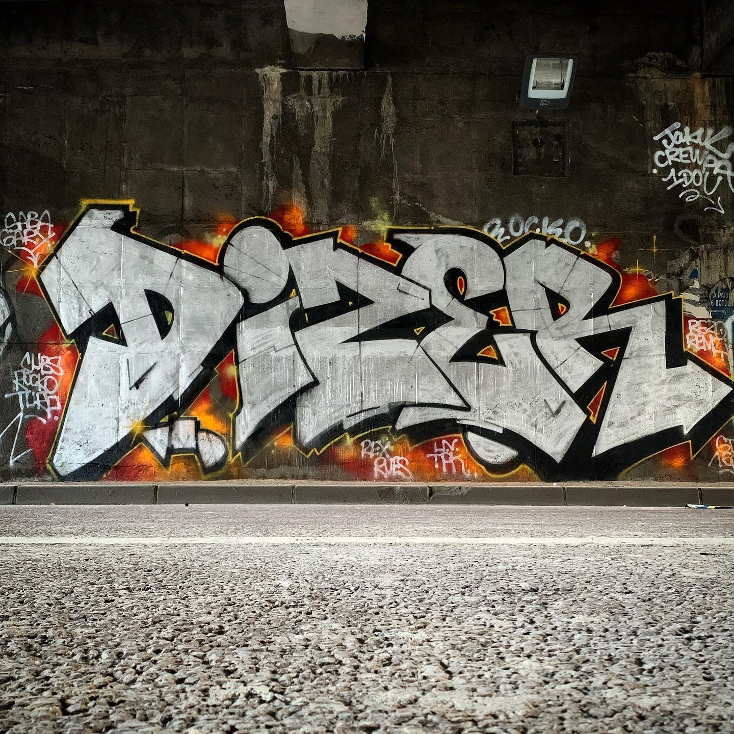010 Your Favourite Artists’ Favourite Artists: JIMBOE – Sprayism – Gold ...